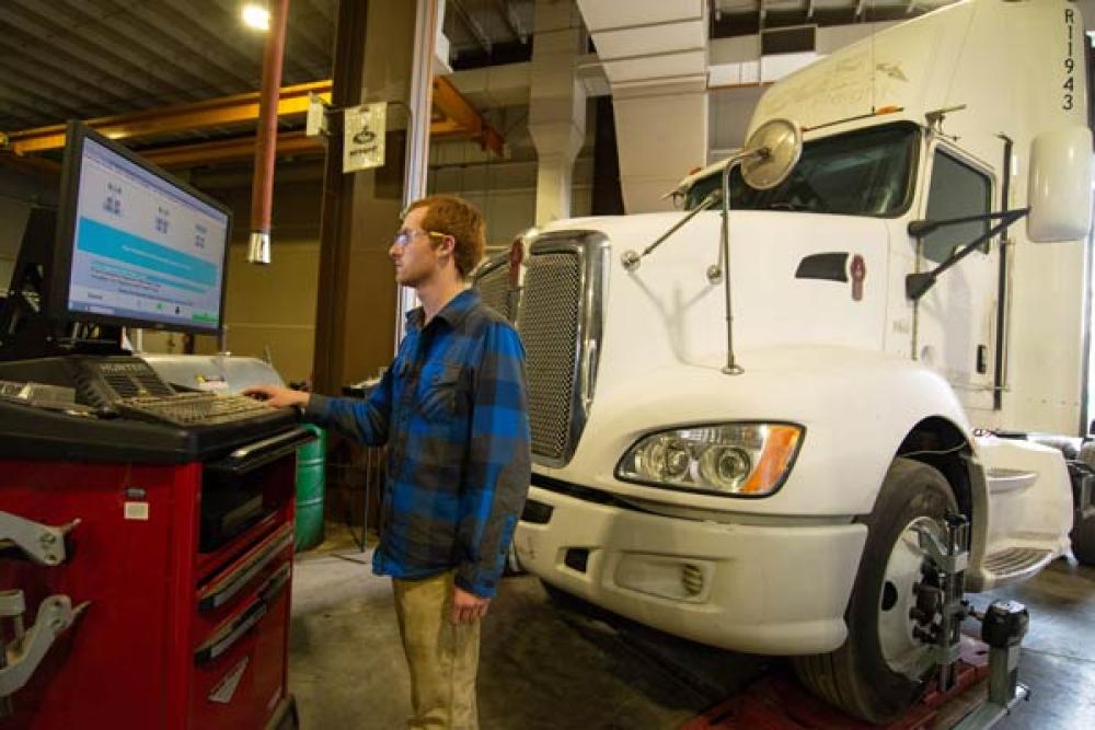 Diesel Truck Maintenance Technician | Certificate | Pennsylvania ...