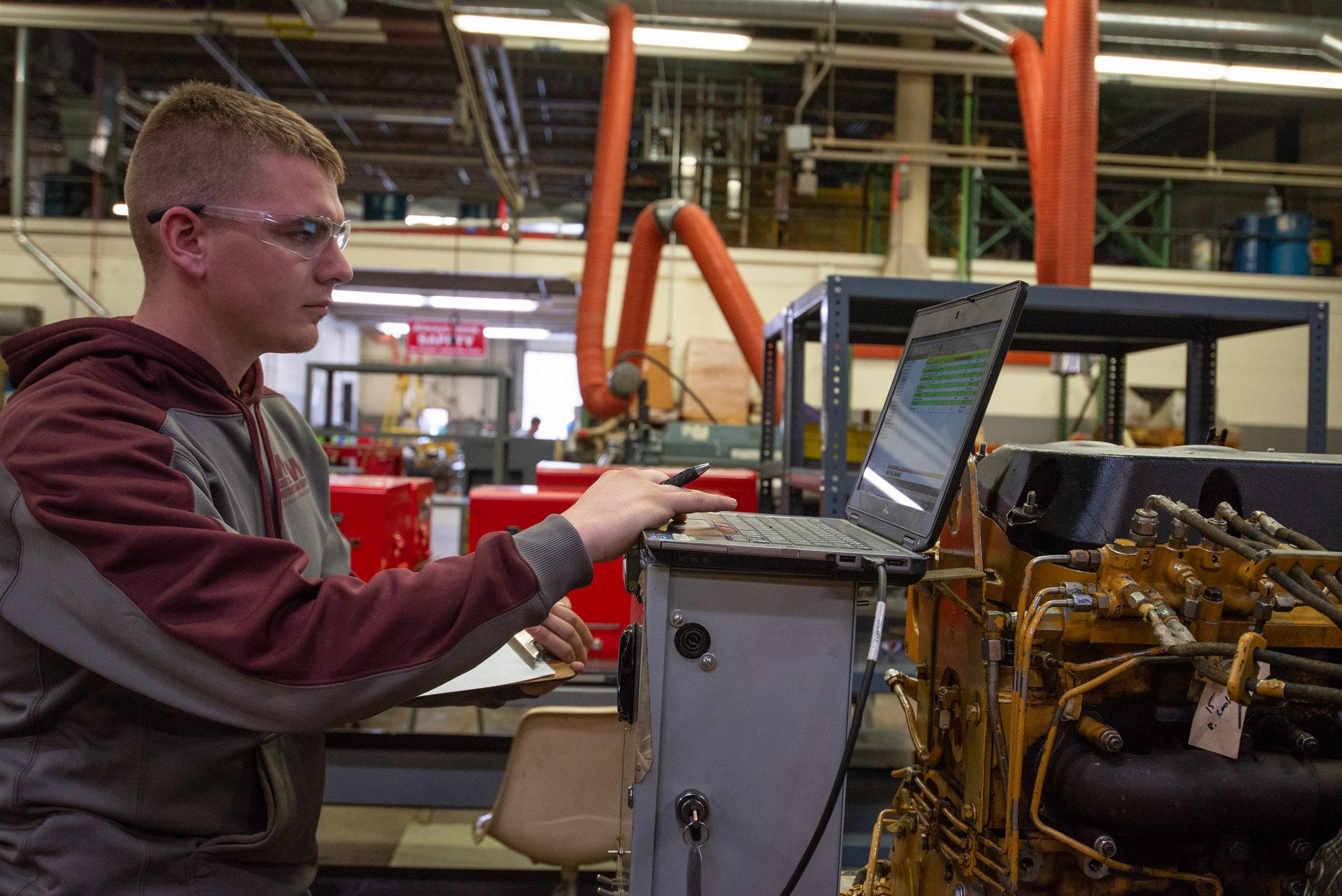 Diesel Technology & Natural Resources Lab Tour | Pennsylvania College ...